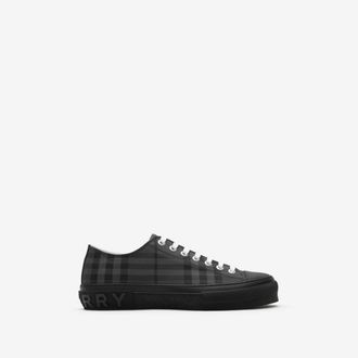 Burberry Sneakers en nylon m&eacute;lang&eacute; Check, Size: 41.5