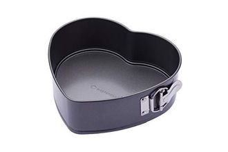 MasterClass MasterClass Cake Tin, Moule En Forme De Coeur 22,5 cm Avec Base Libre, Antiadhésif, Acier Au Carbone Robuste 1 mm, Fermoir À Ressort Et Sans Pfoa, 9 P