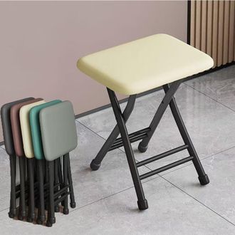 Generic Tragbarer Klapphocker, Stuhl mit R&uuml;ckenlehne f&uuml;r Wohnzimmer & Bar - leicht zu verstauen, drinnen/drau&szlig;en - bequemer, gepolsterter Sitz