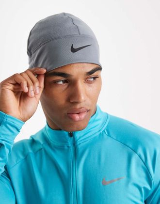 Nike Bonnet en polaire Therma-Fit - Gris fum&eacute;e