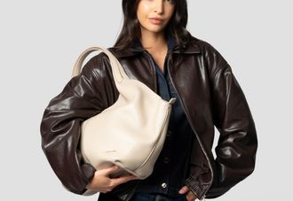 Alexander Smith Rachel Large shoulder bag in dark ivory tumbled leather