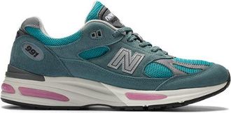 New Balance Unisex Made in UK 991v2 in Gr&uuml;n/Grau, Wildleder/Mesh, Gr&ouml;&szlig;e 38.5