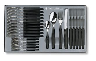 Victorinox by Swiss Army Abmessungen: H&ouml;he 48mm, Klingenl&auml;nge 110mm, Gewicht 1292g, Artikelnummer: 6.7833.24, Kollektion: Swiss Classic