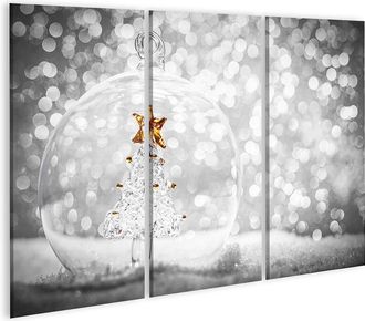 Islandburner Bild auf Leinwand Weihnachten Glaskugel Mit Kristall Baum Im Inneren In Schnee Glitter Hintergrund Bilder Wandbilder Poster