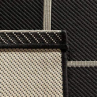 Safavieh Geometrisch Teppich f&uuml;r - Wasserdicht - Innen - & Au&szlig;enbereich - Courtyard Collection, Kurzer Flor, Schwarz und Creme, 69 x 152 cm