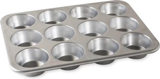 Nordic Ware Muffinblech mit 12 Löchern
