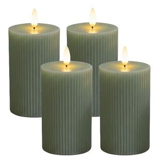 Relaxdays LED Kerzen, 4er Set, HxD: 13 x 7,5 cm, flackernde Flamme, Echtwachs, Rillen, flammenlose Blockkerzen, Salbei