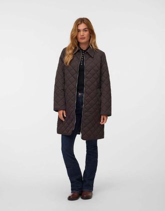 Vero Moda Emiliejane manteau matelass&eacute; &agrave; col &agrave; revers marron