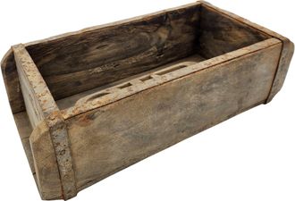 Meinposten Ziegelsteinform aus Holz - rustikale Holzkiste zum Bepflanzen - Altholz Blumenkasten - Backsteinform mit Metallbeschl&auml;gen - jedes St&uuml;ck EIN Unikat - H