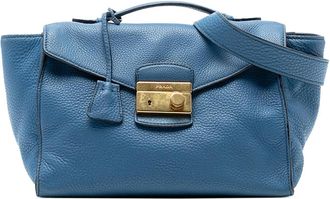 Prada Hobo Bags - Vitello Daino Sound Lock Satchel - Gr. unisize - in Blau - für Damen