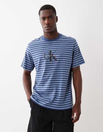 Calvin Klein Jeans T-shirt ray&eacute; &agrave; logo monogramme - Bleu jean