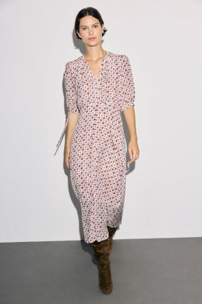 Gerard Darel Robe midi cintr&eacute;e imprim&eacute;e - AUREMA - Ecru