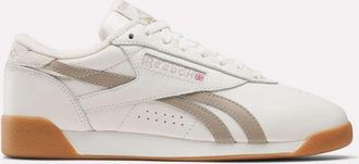 Reebok Freestyle - Baskets basses &agrave; semelle en gomme - Blanc
