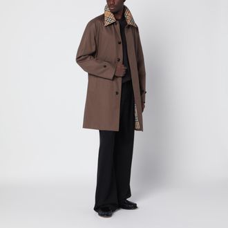 Burberry Brauner Trenchcoat aus Baumwolle mit Check-Kragen