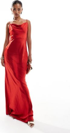Pretty Lavish Keisha - Maxikleid aus Satin in Rot