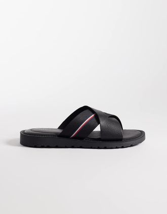 Tommy Hilfiger Sandalen in Schwarz mit &uuml;berkreuzten Riemen