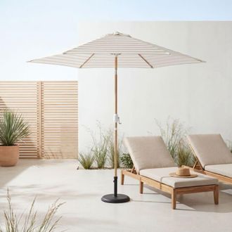 Sweeek Parasol droit rond rayures beige &Oslash;293cm m&acirc;t central en aluminium imitation bois. orientable et manivelle douverture
