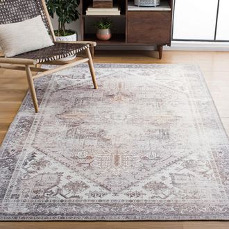 Safavieh Traditionell Teppich f&uuml;r Maschinenwaschbar und rutschfest - Ideal f&uuml;r stark frequentierte Bereiche - Tucson Collection, Kurzer Flor, Beige und Grau, 1