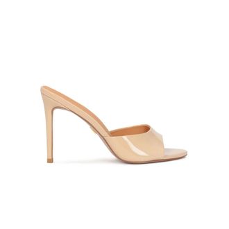 Kazar High-Heel-Pantoletten aus Lackleder.Dieses Produkt f&auml;llt klein aus. - - Shoes - Damen - Beige - 40 EU
