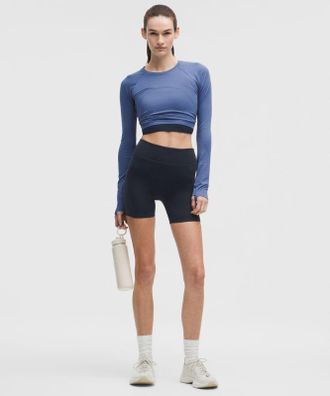 lululemon Get Low Trainingsshorts mit hohem Bund f&uuml;r Frauen - 13 cm - Gr&ouml;&szlig;e 10 in True Navy/Black