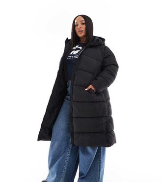 Only Only Curve - Longline-Steppjacke in Schwarz