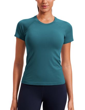 CRZ YOGA Damen Nahtlos Sport T-Shirt Atmungsaktiv Shirts Sportshirt Laufshirt Gym Workout Kurzarm Schmale Shirt Gr&uuml;ne Jade 44