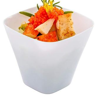 Restaurantware 4 oz Square White Plastic Bellissima Tasting Cup - 2 1/2 x 2 1/2 x 2 1/4 - 100 count box