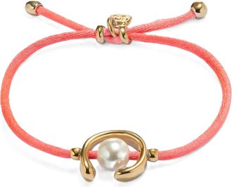 Uno De 50 UNO de 50 Armband aus Fuchsia, mit Muschelkernperle, vergoldet mit 18-kar&auml;tigem Gold