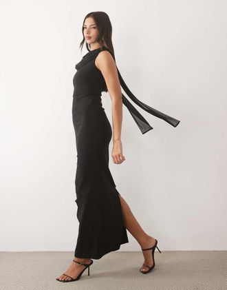 Vesper Maxikleid aus Bengalin und Chiffon mit drapiertem Ausschnitt in Schwarz