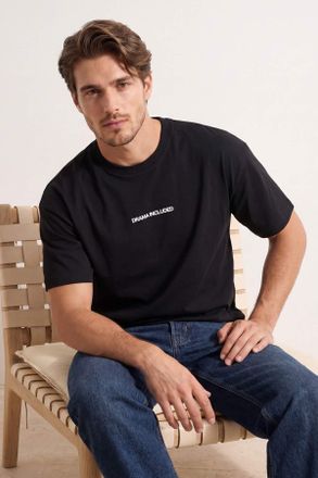 Trendyol MAN Herren Schwarz Slogan Kurz Oversize T-Shirts