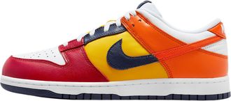 Nike Herren Dunk Low JP Sneaker, Midnight Navy Varsity Maize Varsity Red, 42.5 EU