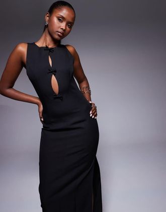 KAIIA Exclusive - Maxikleid in Schwarz mit Zierausschnitt, Seitenschlitz und Schleifendetail