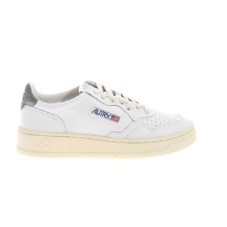 Autry Femme, Chaussures, Blanc, Taille: 36 EU Chaussures plates blanches avec d&eacute;tail logo