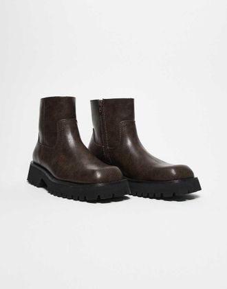 Asos Robuste Chelsea-Stiefel in Braun-Schwarz