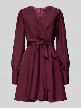 Swing Cocktailkleid mit Tailleng&uuml;rtel