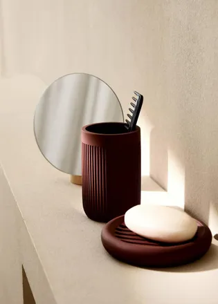 Mango Gobelet &agrave; brosse &agrave; dents ray&eacute; en r&eacute;sine grenat - Home - Taille unique - MANGO HOME