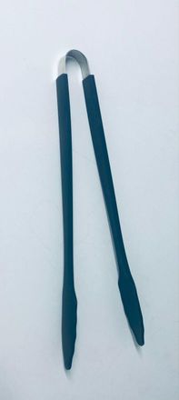 AMT Gastroguss Pfannenzubehör Silikon Zange mit Edelstahlkern. Silikon-ummantelt, ergonomisch, stabil, hygienisch und hitzebeständig bis zu 240 °C, AMZN-KUE-060