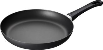 Scanpan Classic Bratpfanne 28 cm | Stratanium Antihaftbeschichtung | Pfanne für Ceran- & Gasherde | Backofenfest | Dänische Qualität | Non stick pan