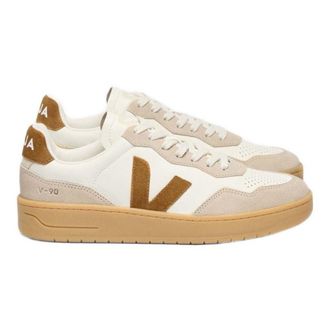 Veja V-90 Sneaker