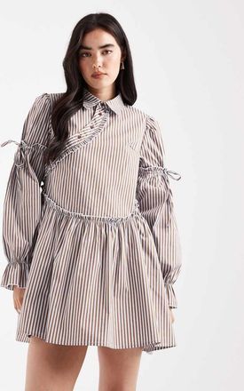 Daisy Street Robe courte asymétrique à boutons et manches longues - Rayures roses