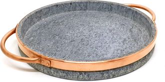 Cookstone 30,5 cm tiefe Pizza-Pfanne mit Kupfergriffen | handgefertigt aus einer Platte aus reinem Speckstein | einzigartig, langlebig und umweltfreundlich | un