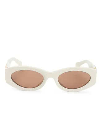 Miu Miu Eyewear lunettes de soleil ovales &agrave; logo - Blanc