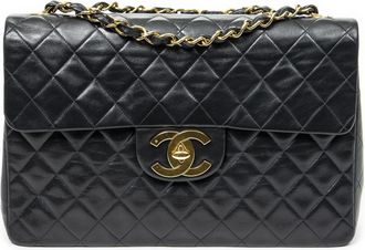 Chanel Crossbody Bags - Maxi Jumbo XL Flap - Gr. unisize - in Schwarz - für Damen