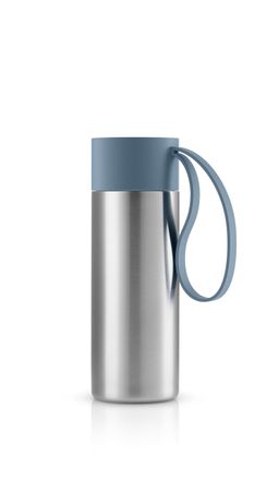 Eva Solo | To Go Becher 0,35 L Dusty Blue | Doppelwandiger Thermobecher mit Vakuumisolierung | Stilvolles dänisches Design mit praktischer Halteschlaufe und Kl