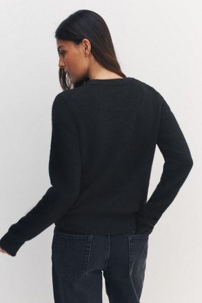 Next Strickpullover Bestickter Rundhalspullover aus Wollmix, Kurzgr&ouml;&szlig;e (1-tlg)