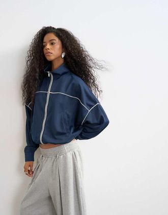 Topshop Veste de sport &agrave; col montant et passepoils - Bleu marine