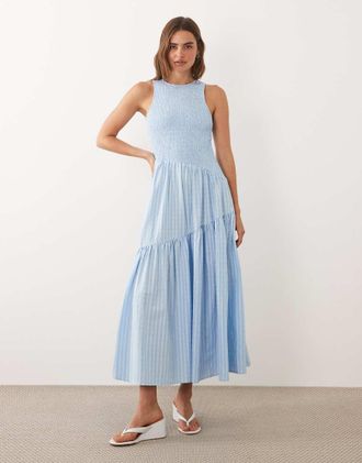 Ghospell Robe mi-longue sans manches &agrave; fines rayures avec corsage fronc&eacute; et jupe &agrave; volants &eacute;tag&eacute;s asym&eacute;triques - Bleu clair