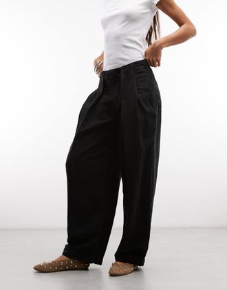 AllSaints Phi pantalon pliss&eacute; en m&eacute;lange de lin noir