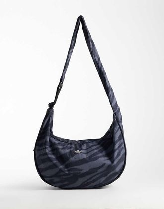 adidas Originals Moonbag in Schwarz