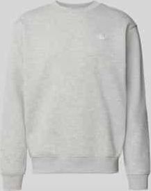 New Balance Sweatshirt mit Rundhalsausschnitt und Label-Stitching